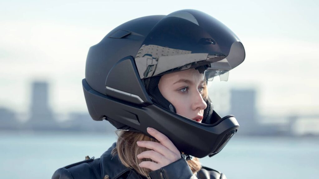 Australian Developers Launch New High-tech Helmet